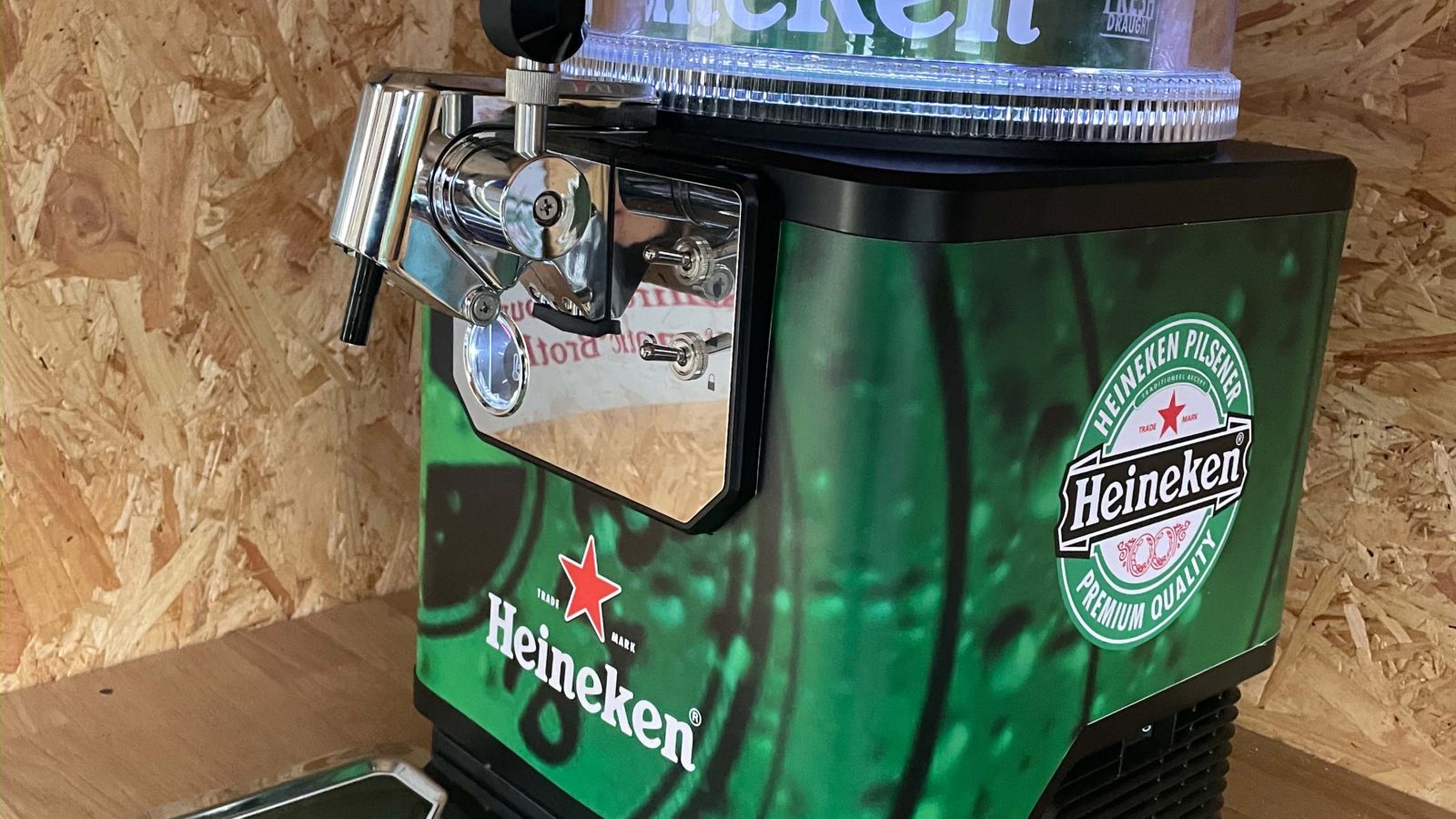 Heineken Blade Wrap